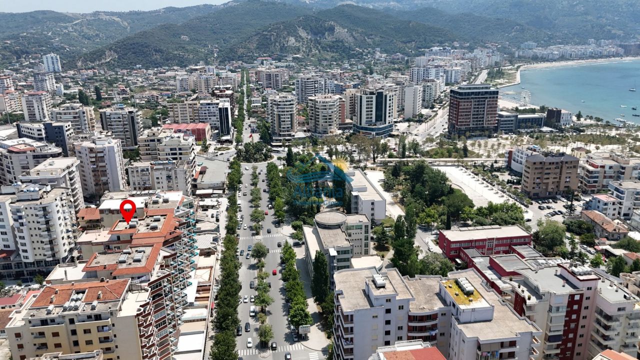 Apartament Me Qera Ne Qender Te Qytetit Vlore, Shqipëri