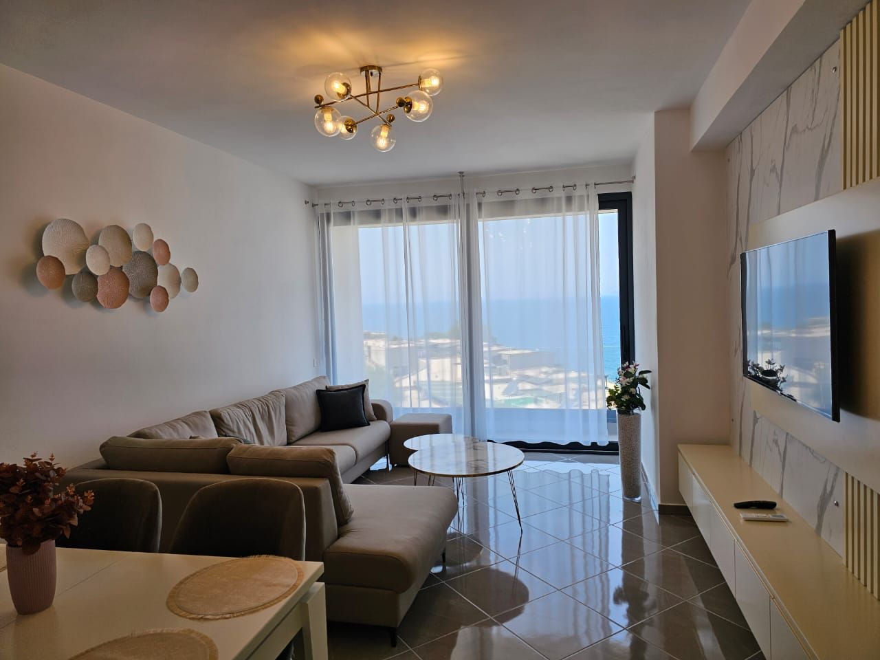 Apartament Me Pamje Nga Deti Me Qera Ne Vlore Shqiperi